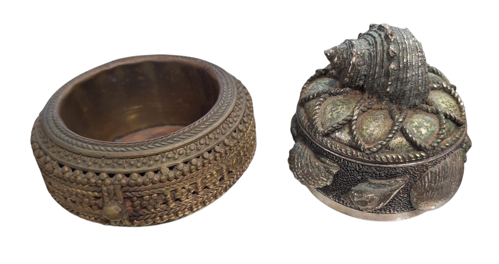 Par de Antigo potiche e pinga joias, em resina e meta | Pescadores de ...